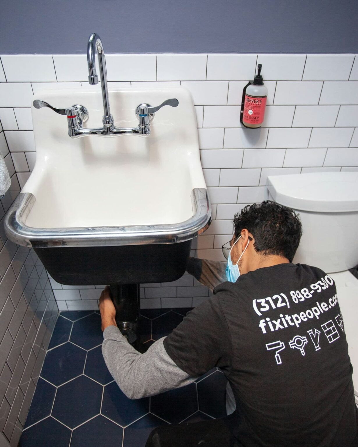 Fix It People – Chicago Handyman Service & Home Repair